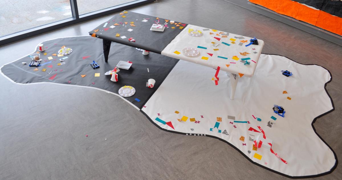 Sticker Play | Carle Museum