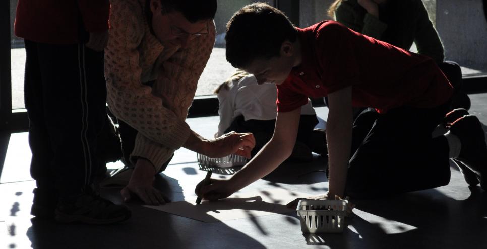 Special Sunday - Shadow Play | Carle Museum